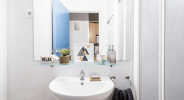 Torre Girona Hall: Accommodation costs and room types