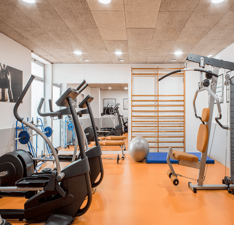 Torre Girona University Hall of Residence - RESA